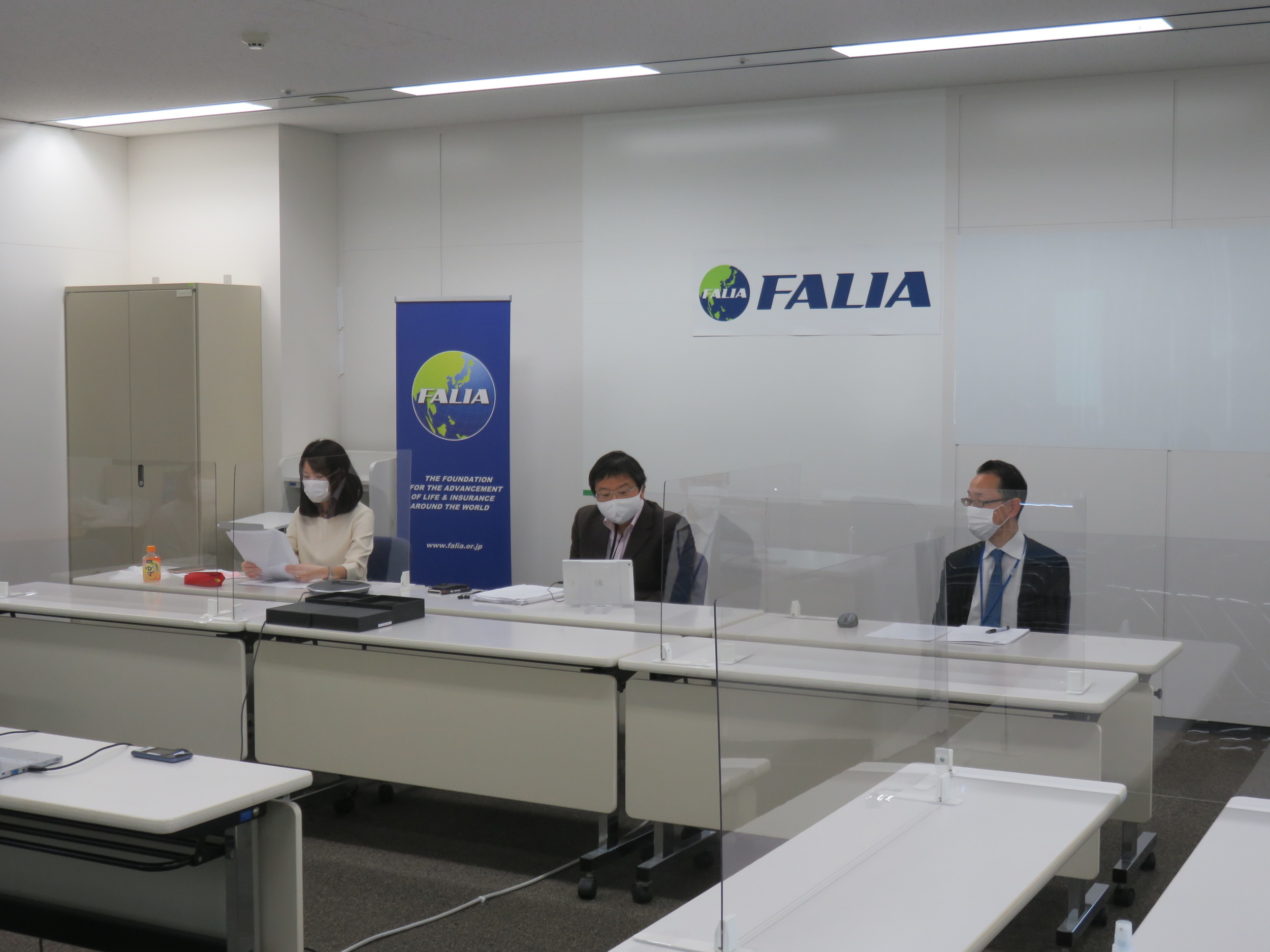 国際保険振興会FALIA 懸賞論文 essay competition